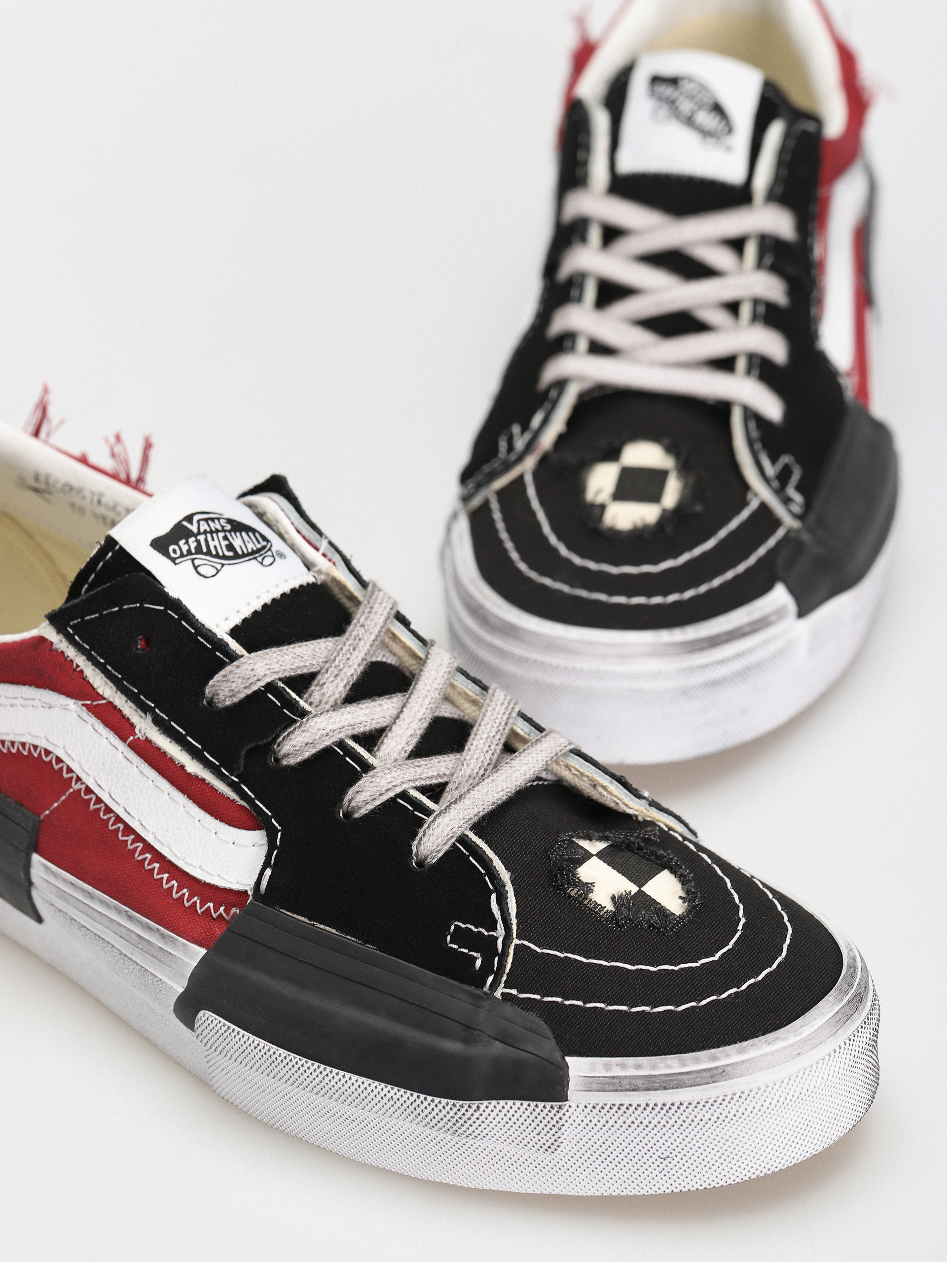 Topánky Vans Sk8 Low Reconstruct (stressed check black/red)